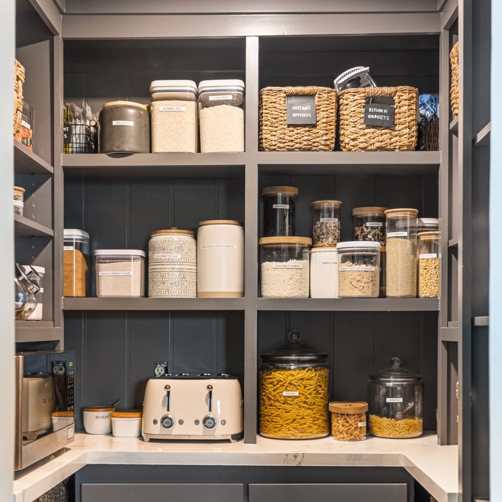 How to Set Up Pantry Storage Solutions: Easy Tips for Organized Spaces ...